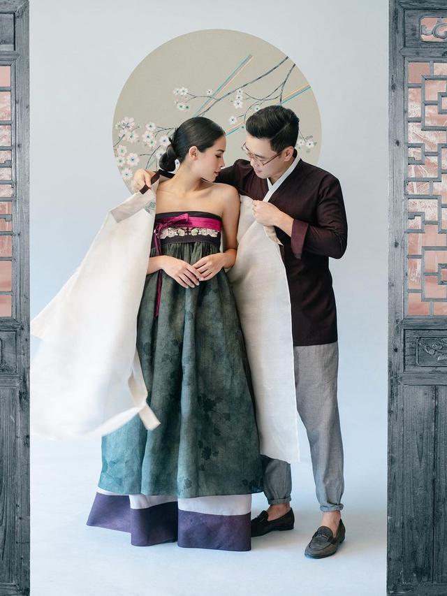 Intip Potret Prewedding dengan Hanbok ala Maudy Ayunda dan Jesse Choi